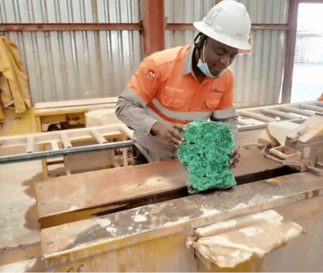 Corewise Vs. Almonte | A Guide To Find The Best Core Saw